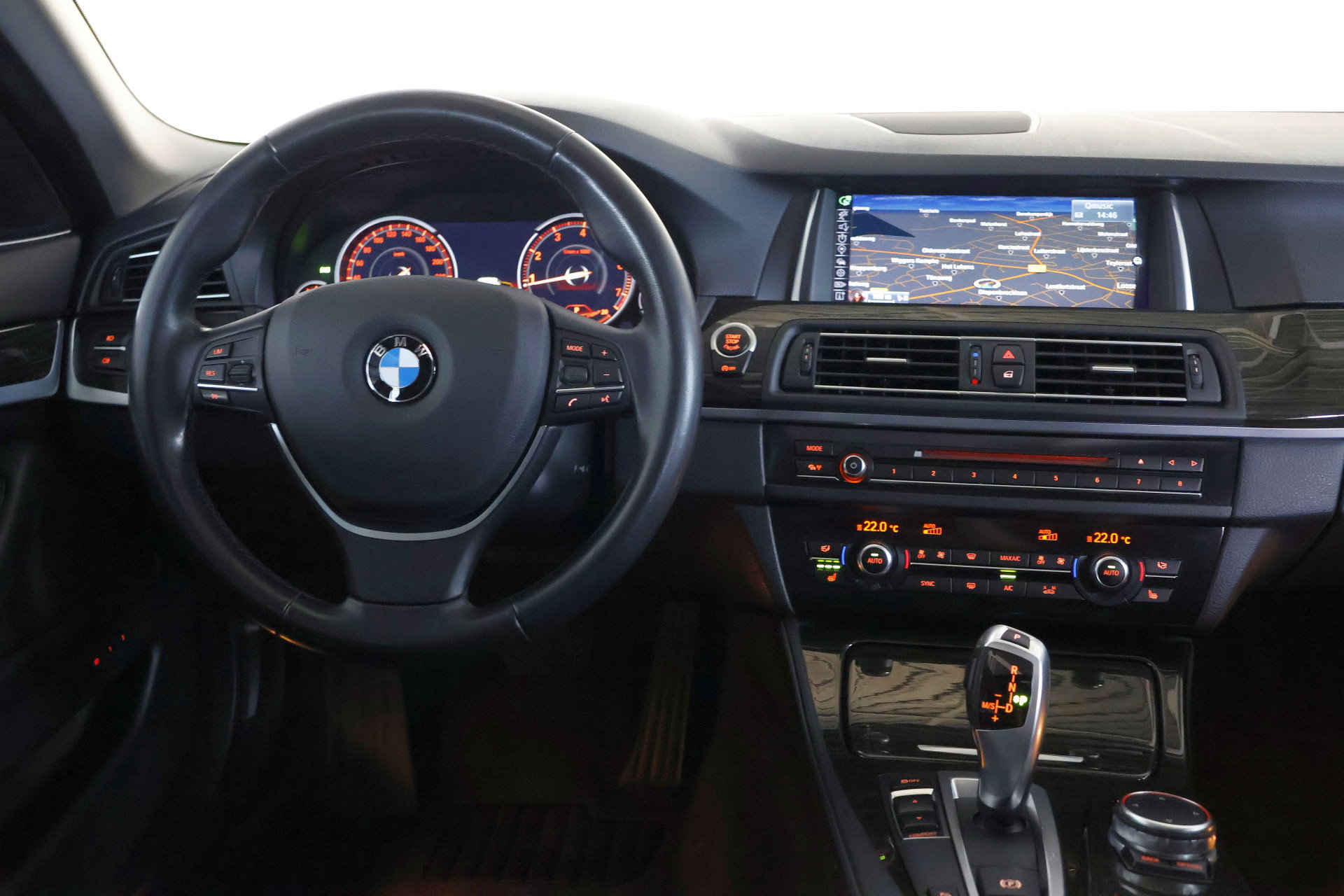BMW 5 Serie Touring 520i Luxury Edition - Auto Reuvers