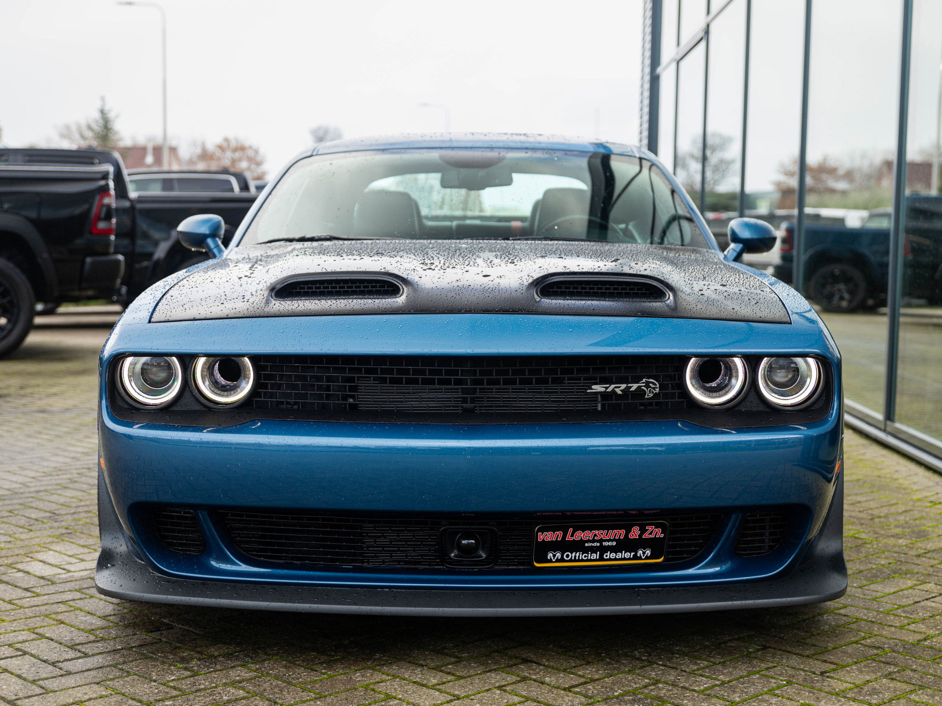 Dodge Challenger SRT HELLCAT Widebody 727PK – van Leersum & Zn. Pick ups