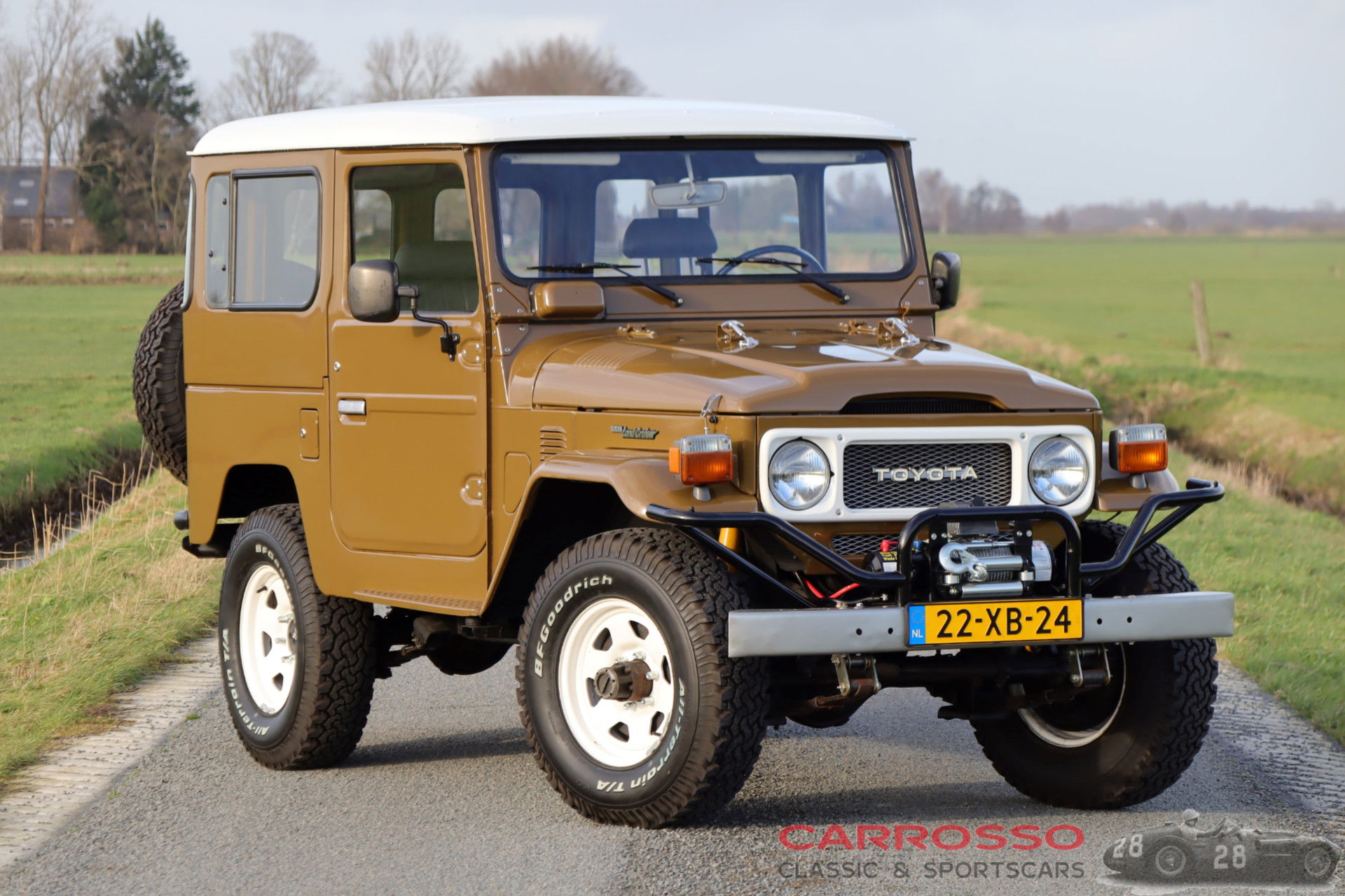 Toyota Land Cruiser FJ40 Hardtop – Carrosso