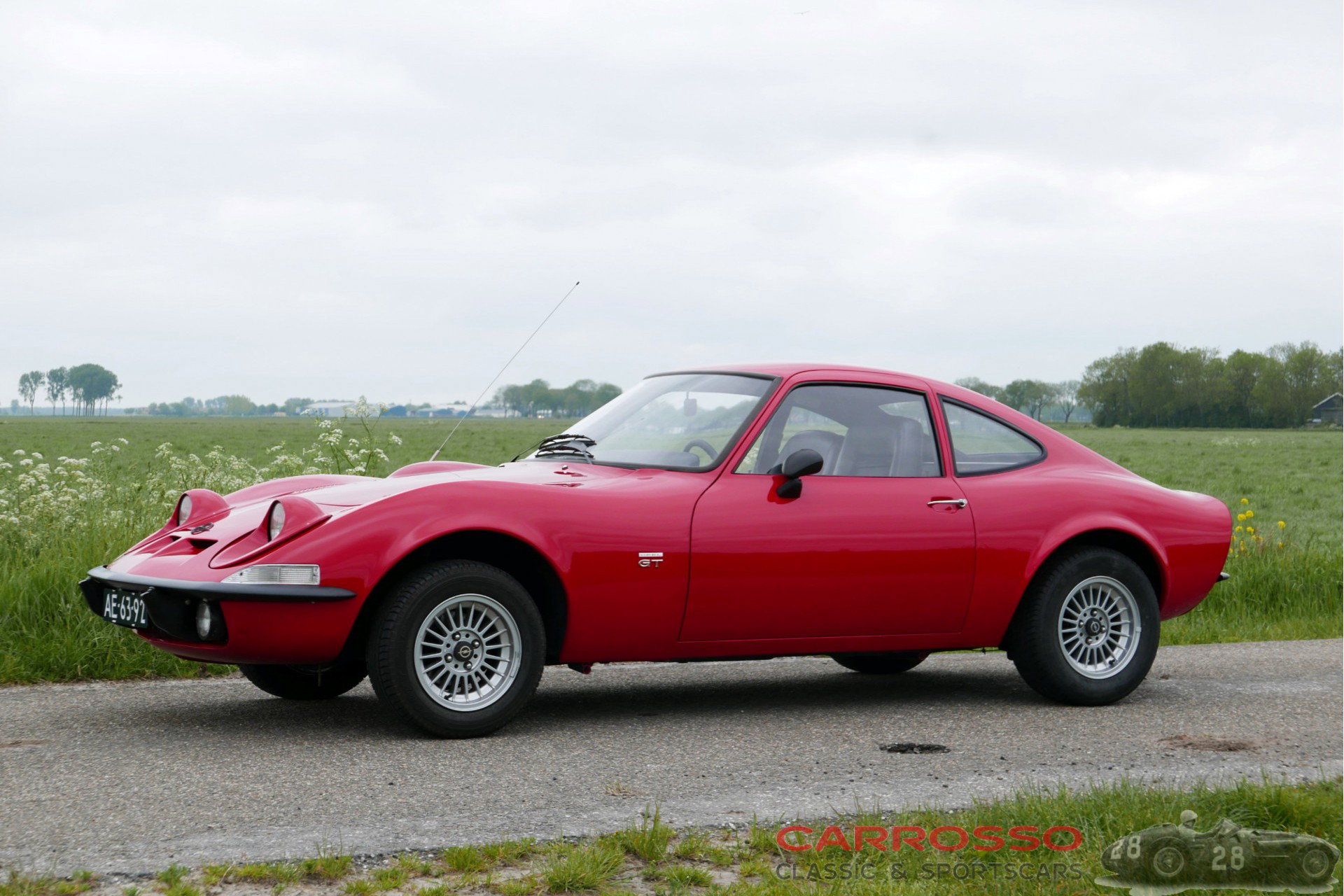 Opel GT 1900 A/L – Carrosso