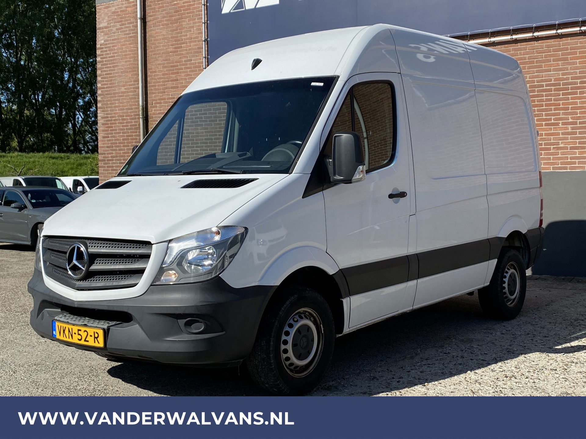 Mercedes-Benz Sprinter 313CDI 130pk L1H2 – Van der Wal Vans