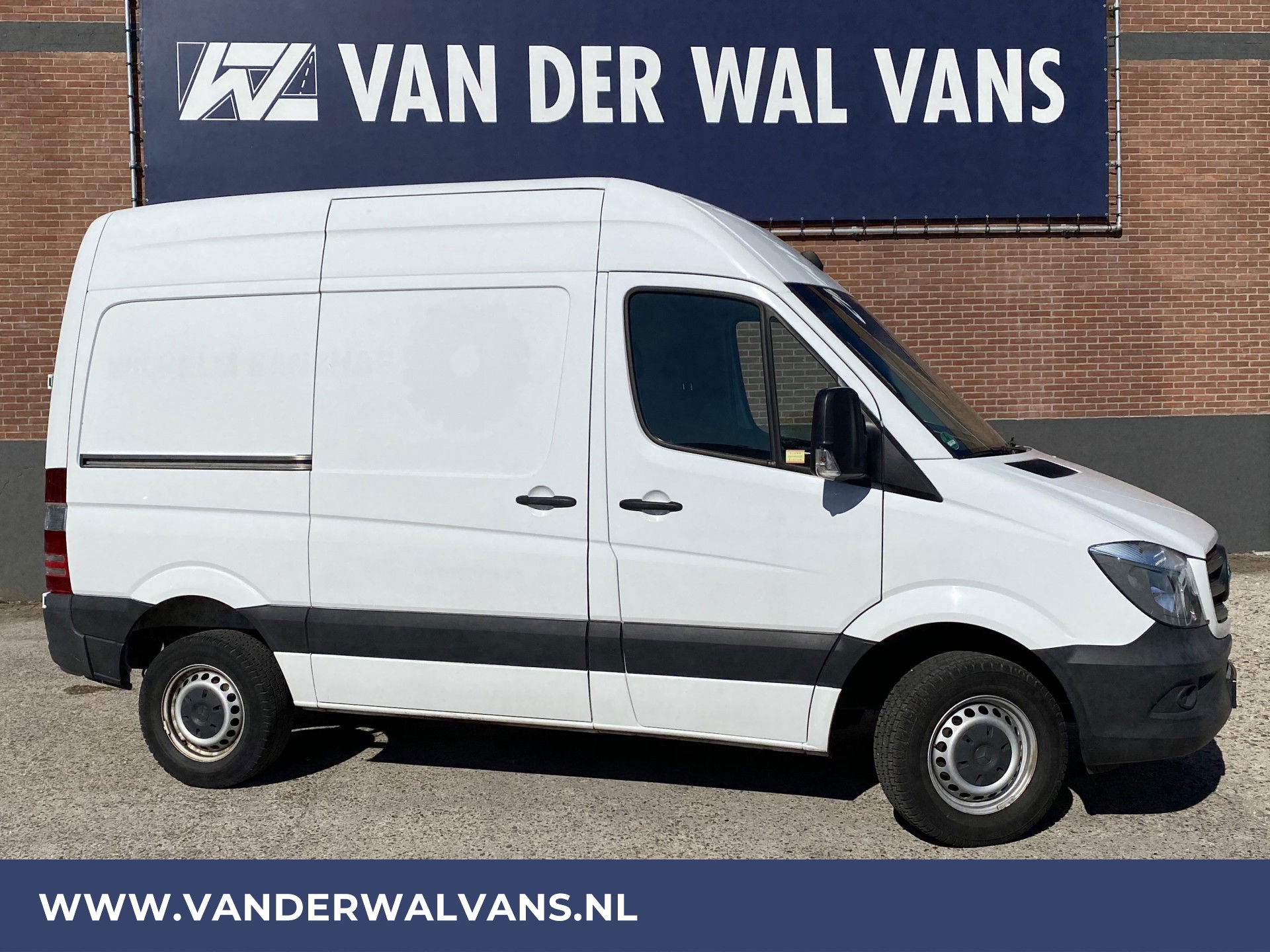 Mercedes-Benz Sprinter 313CDI 130pk L1H2 - Van Der Wal Vans