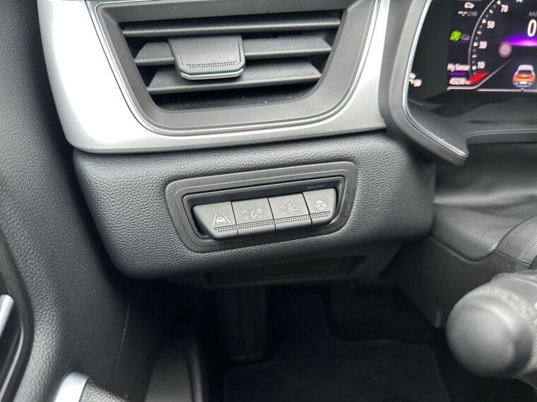 Renault Captur 1.3 TCe 140 Intens – Renault Herbers