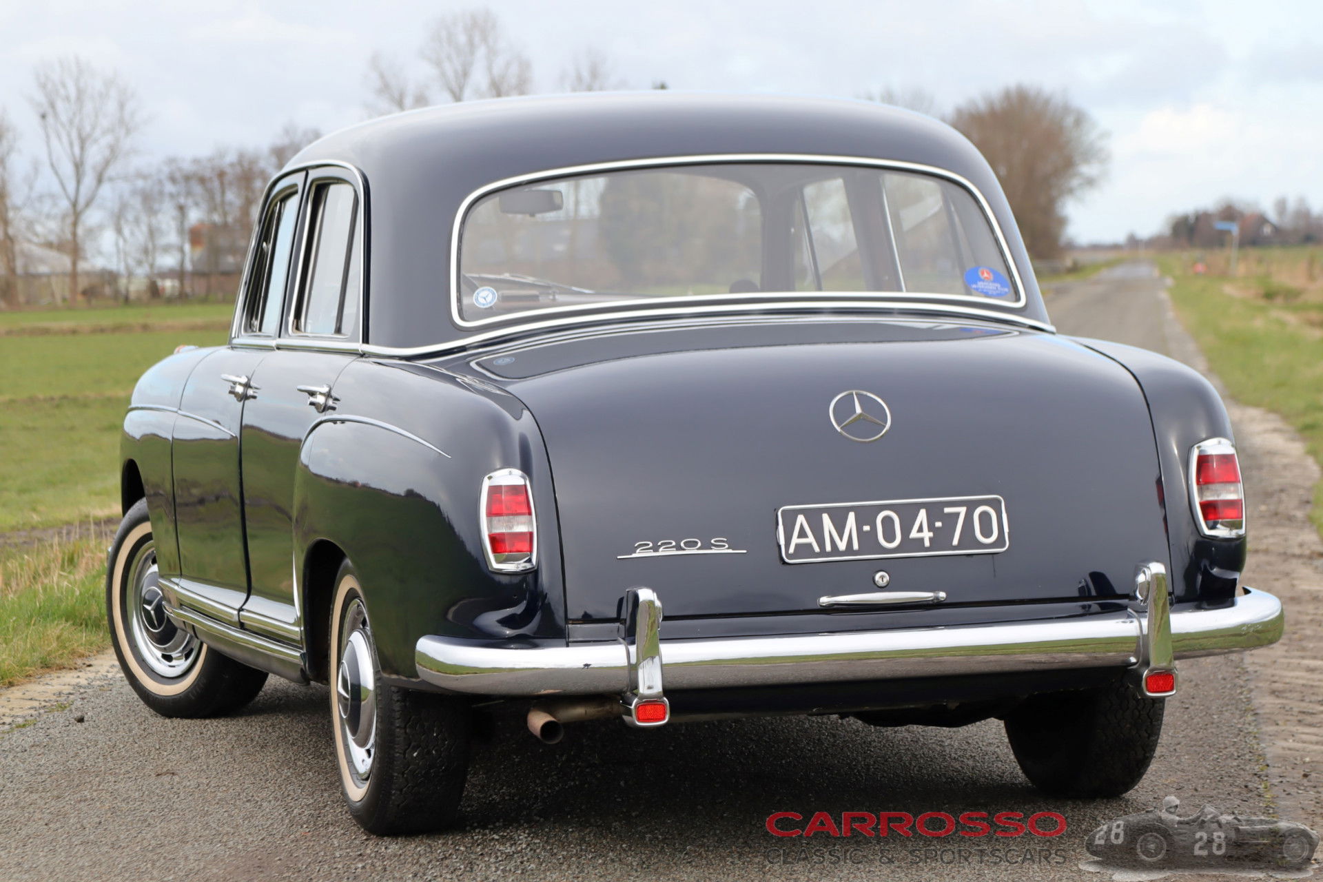 Mercedes-Benz 220S W180 – Carrosso