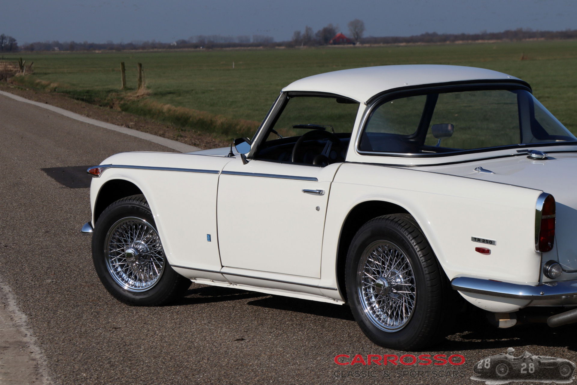 Triumph TR250 Surrey-Top – Carrosso