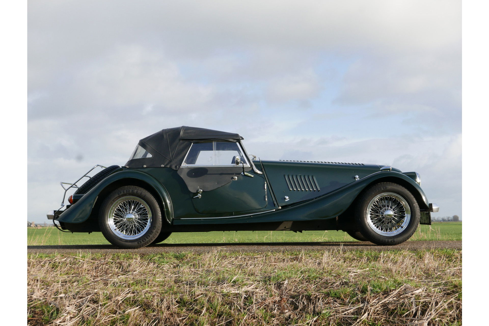 morgan-four-four-plus-4-plus-8-aero-roadster-etc-carrosso