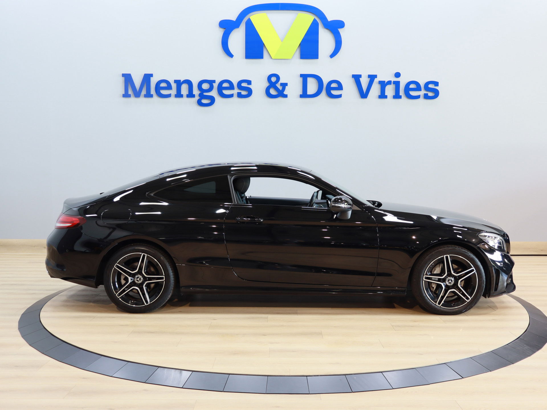 Mercedes-Benz C-Klasse Coupé 180 Advantage Pack - Menges & de Vries