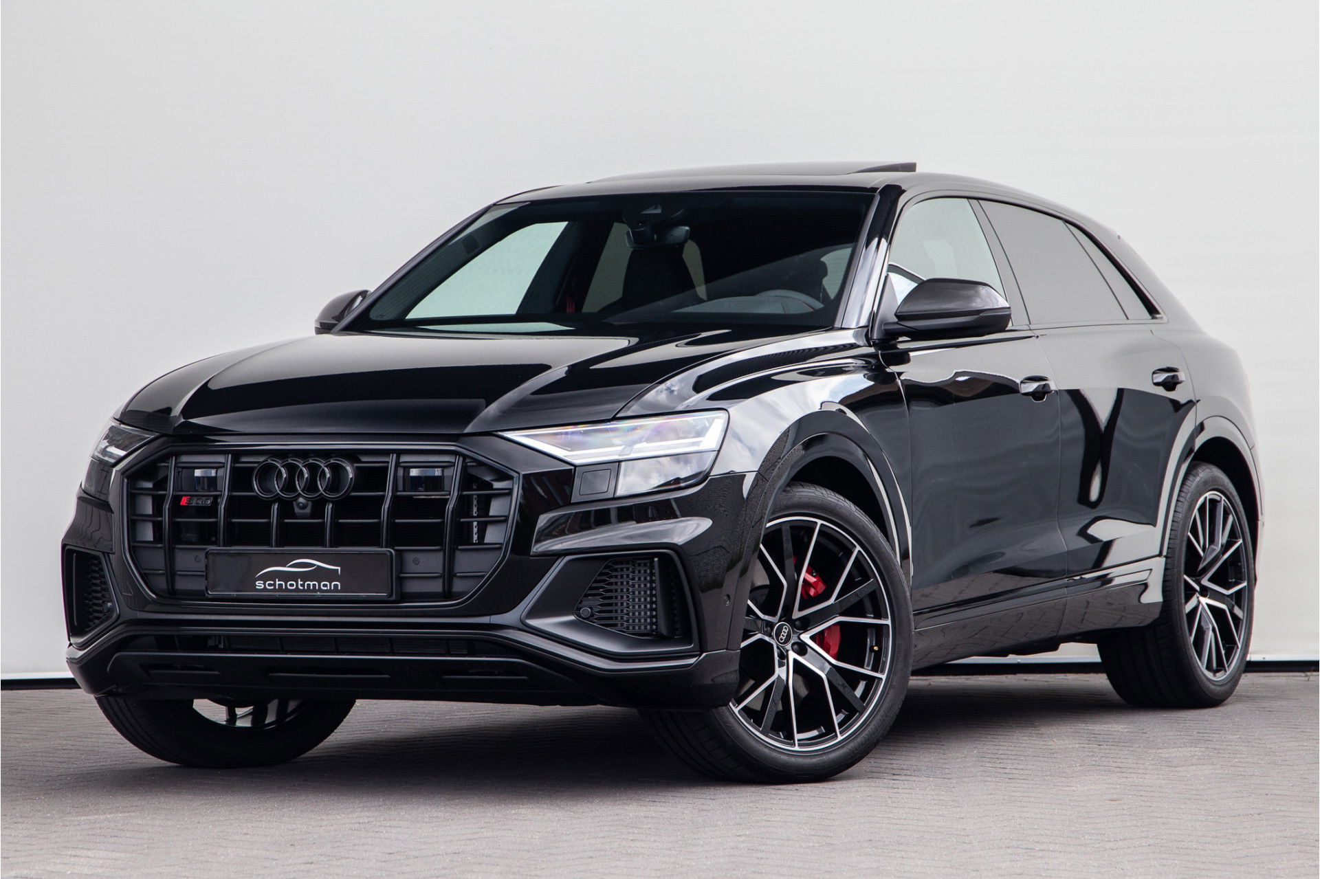 Audi Q8 4.0 TFSI SQ8 quattro Competition Plus 507pk Carbon Vierwielsturing Panorama Valcona 2022 ...