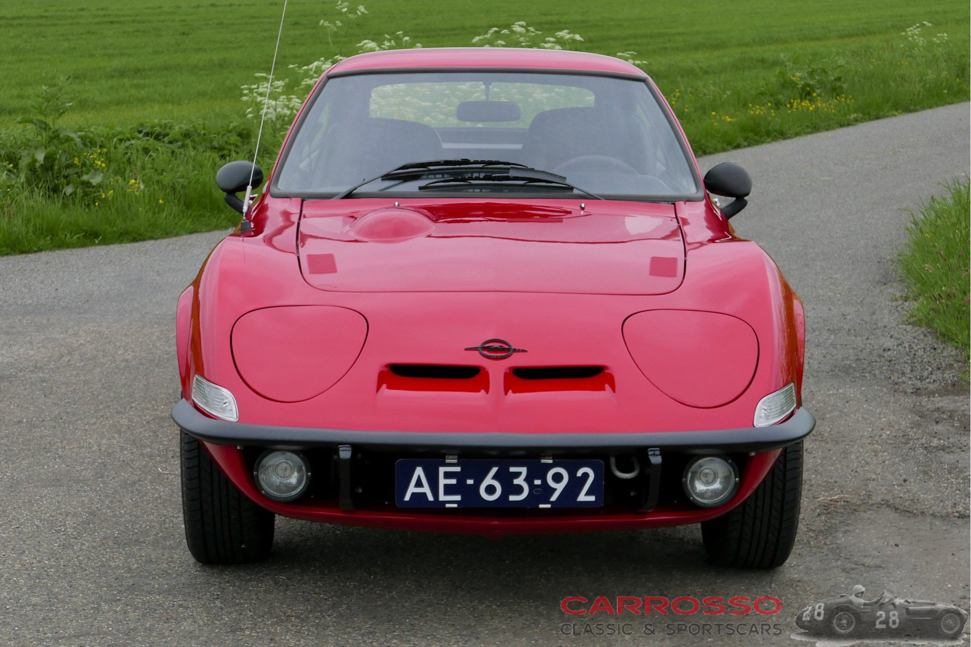 Opel GT 1900 A/L – Carrosso