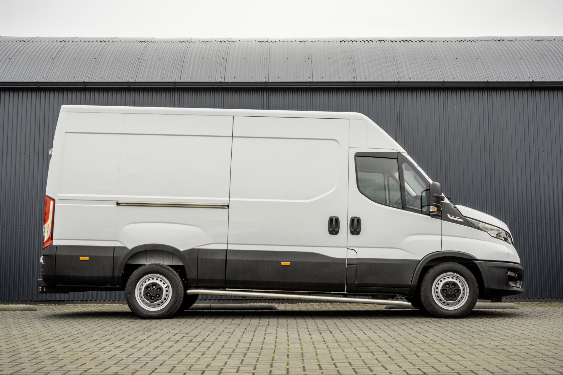 Iveco Daily **35S14V 2.3 L2H2 | Automaat | Euro 6 | Cruise | Climate ...